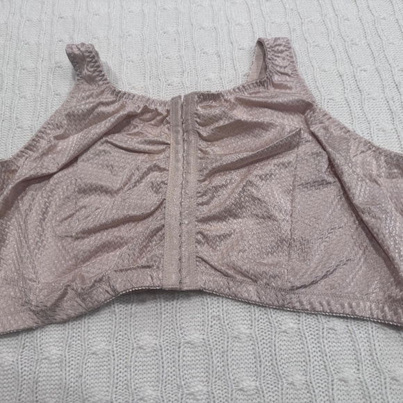 Leading Lady | Intimates & Sleepwear | Leading Lady Light Tan Bra ...